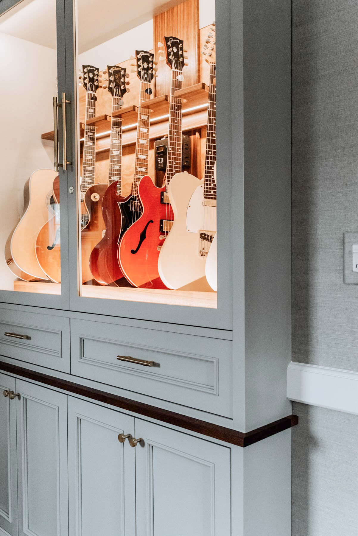 Custom Built-In Guitar Displays - American Music Furniture