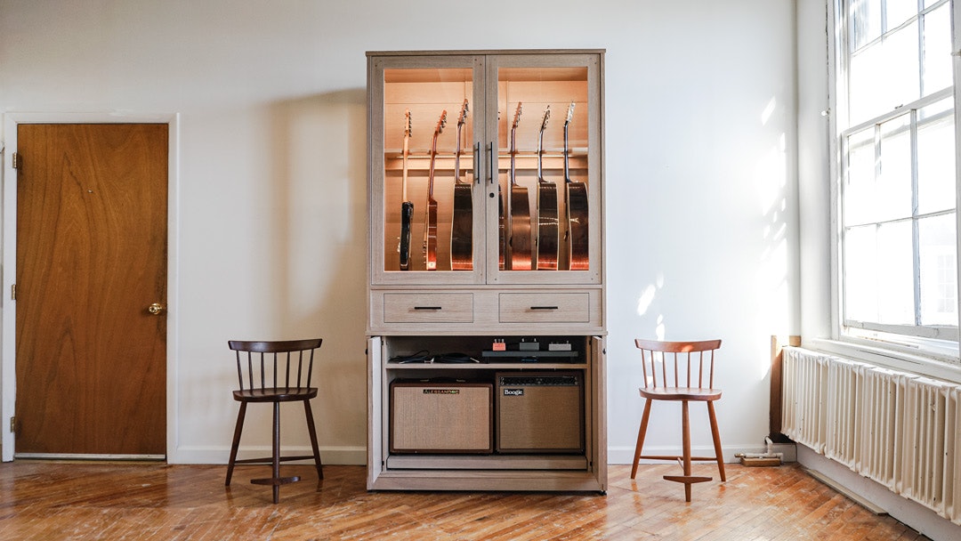 Guitar Chairs & Musician Seating - American Music Furniture