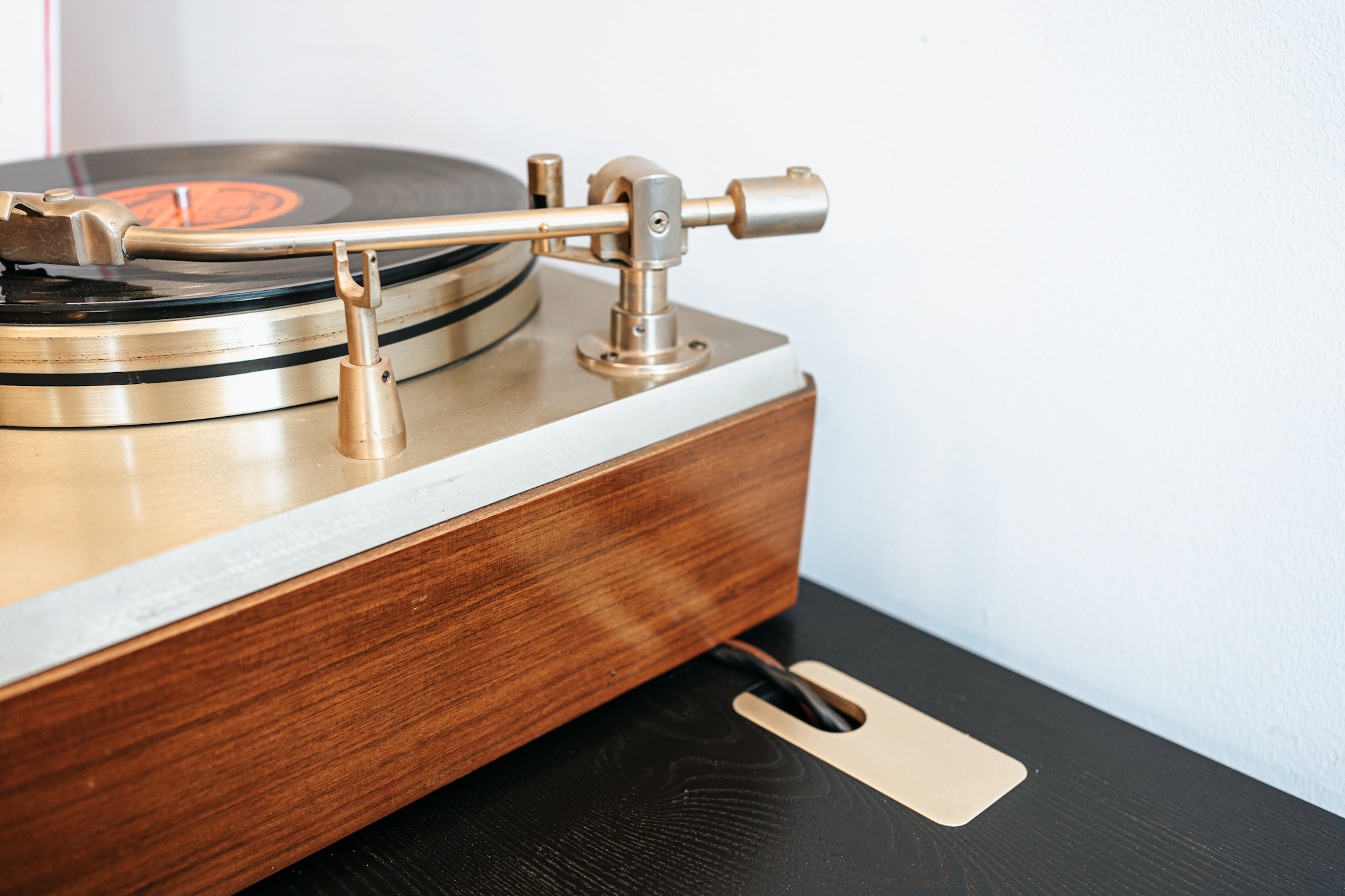 Audiophile Furniture & Vinyl Storage - American Music Furniture