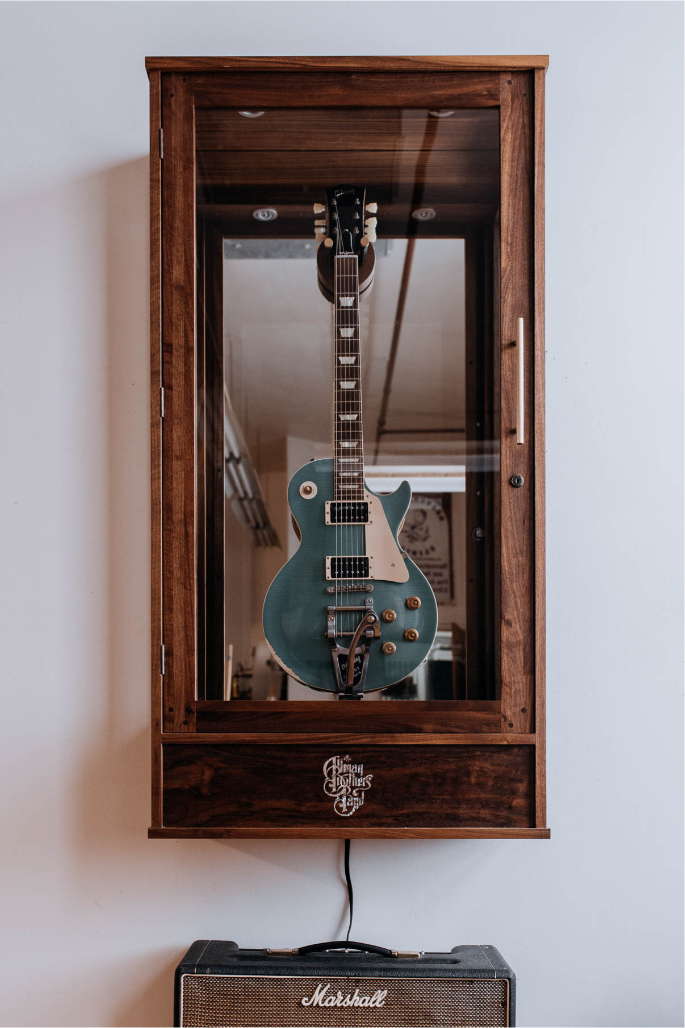 Guitar Wall Mounts - American Music Furniture