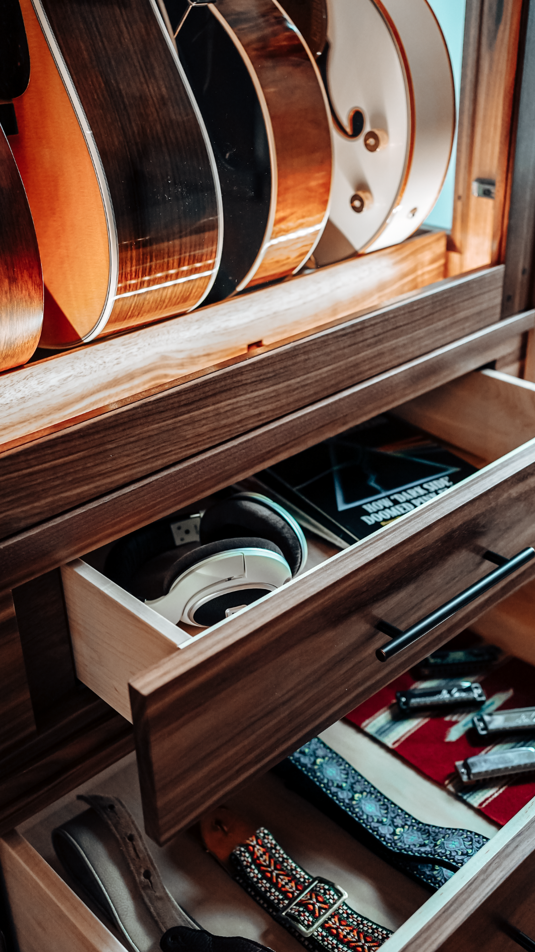 Custom Built-in Guitar Displays - American Music Furniture