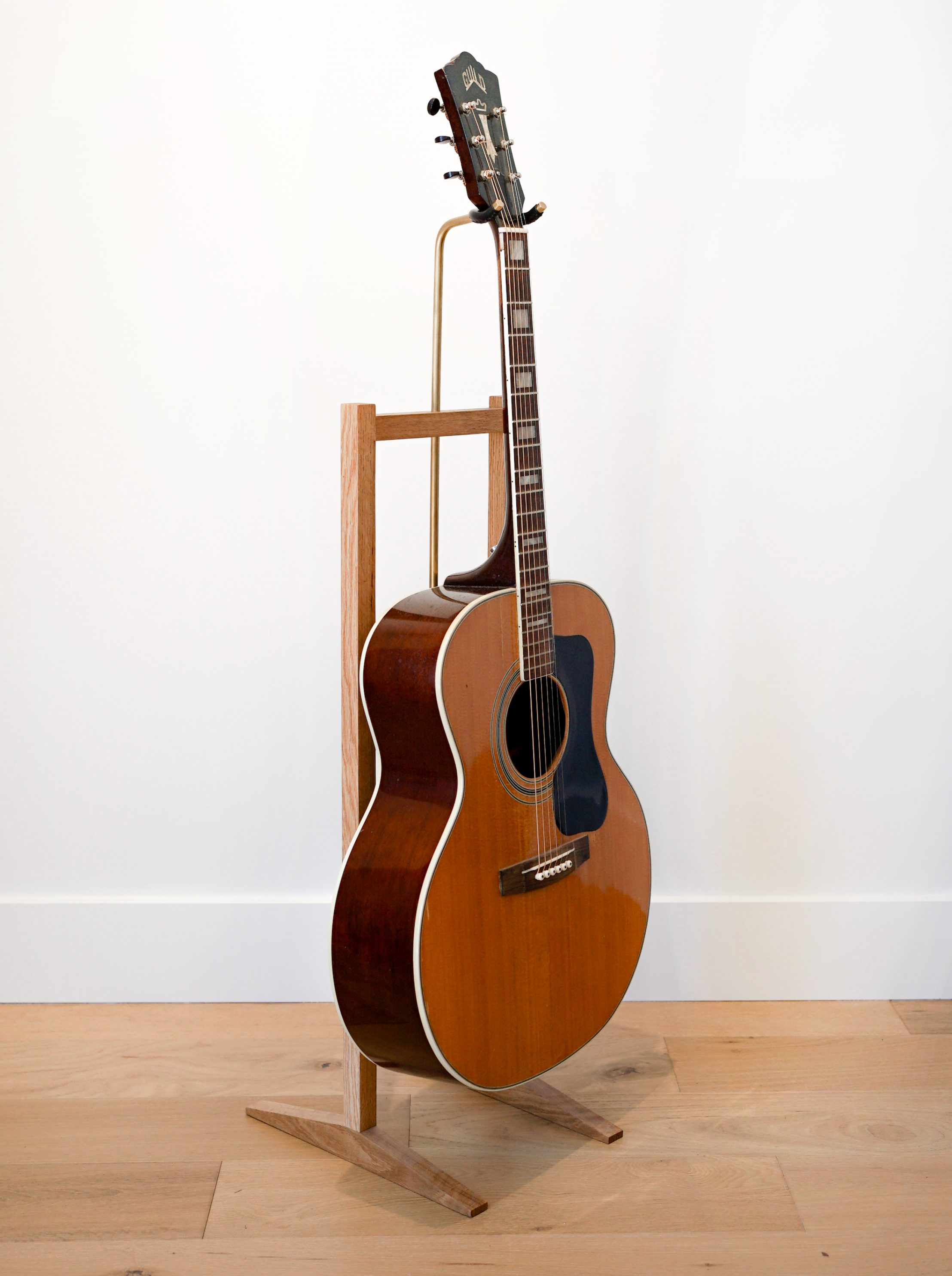 Category: Guitar Stands - American Music Furniture