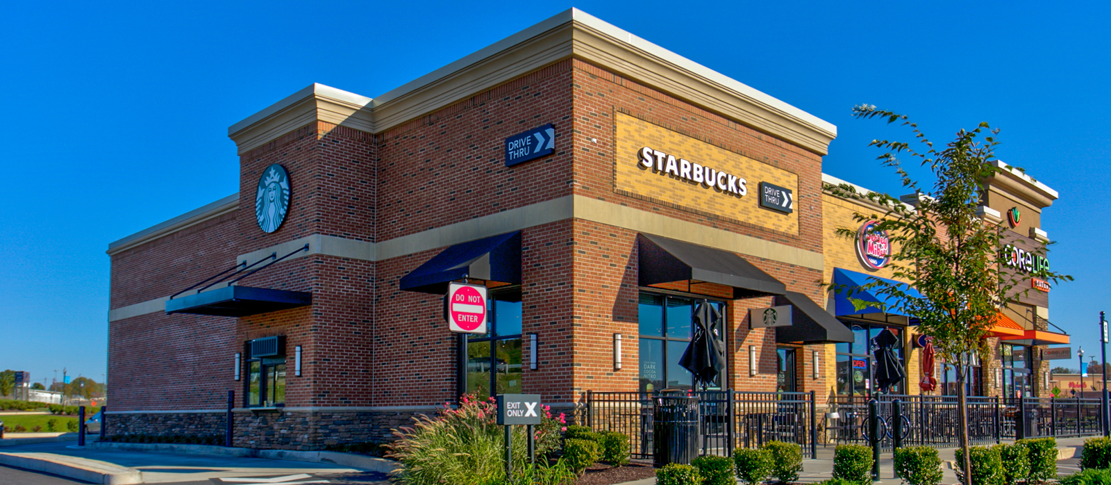 Starbucks Coffee – Shoppes at Belmont