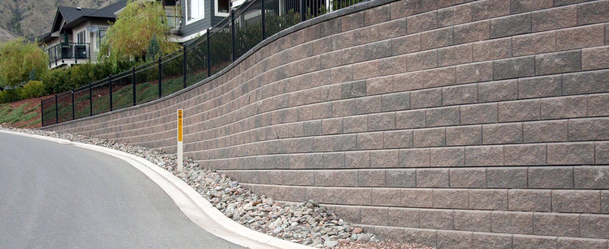 Allan Block Walls & Fence - Fizzano Brothers Concrete Products