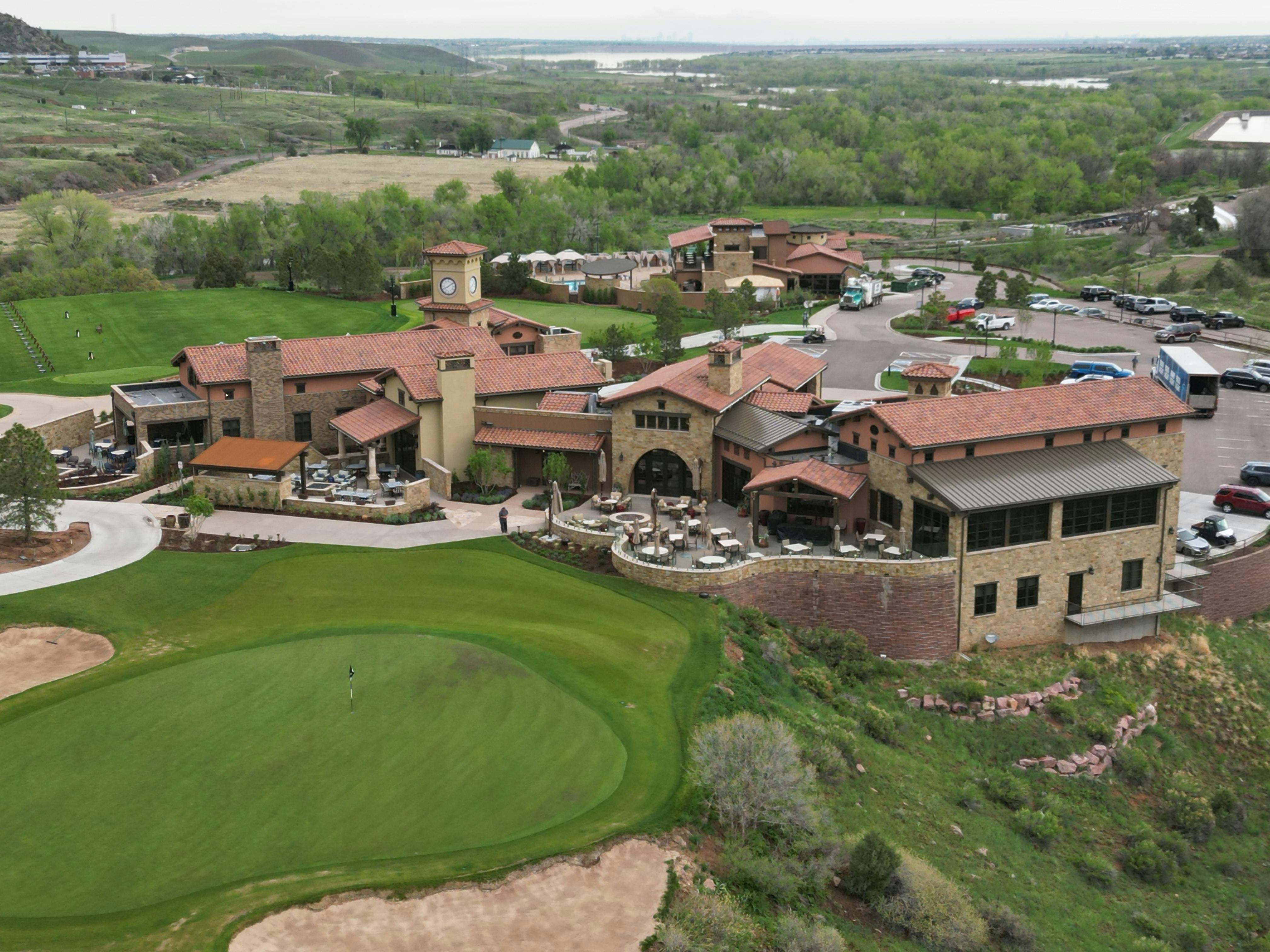 Who Should run Clubs and What are their Roles? - Golf Property Analysts