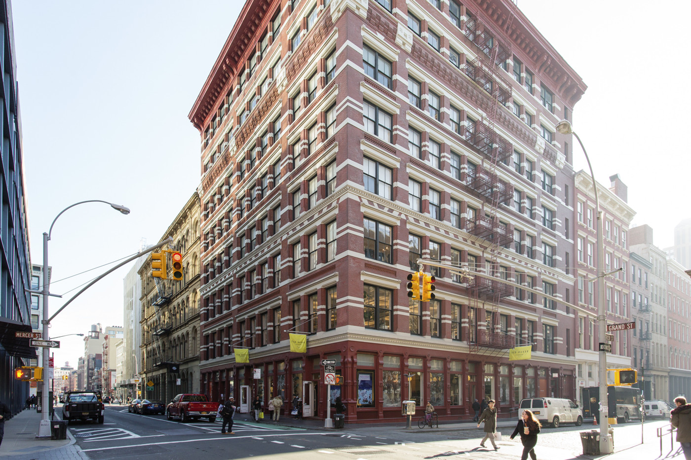 Japanese fashion house Kenzo is opening a new store in Soho - Sinvin