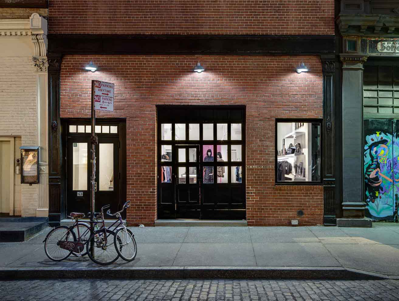 Streetwear brand BAPE grows in Soho - Sinvin