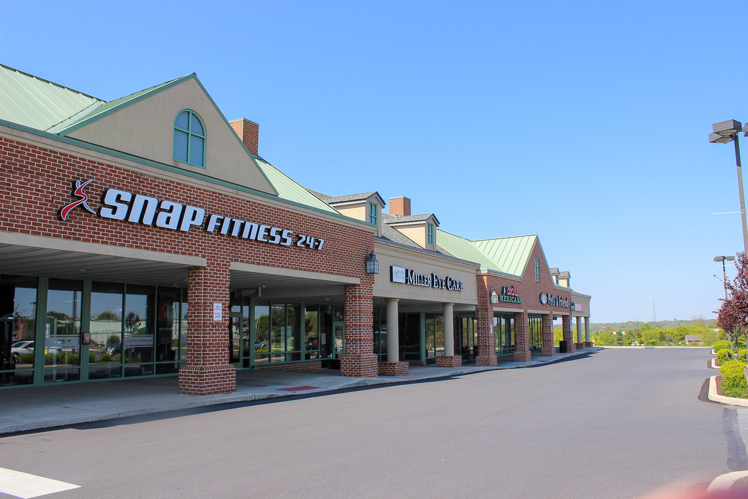 Shoppes at Jenner’s Village – Waters Retail Group